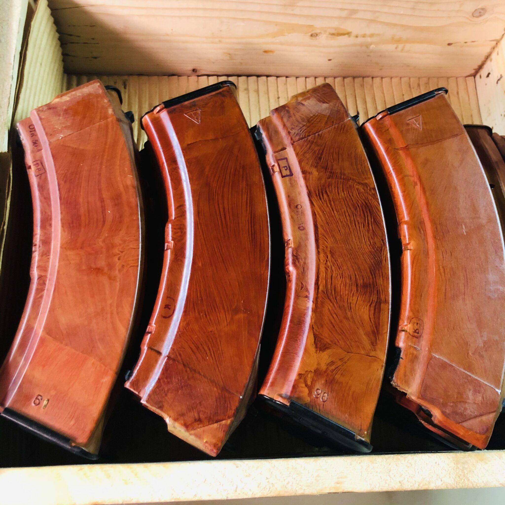 Russian Izhmash Bakelite 30 Round AK47 Magazine - 7.62x39mm - Moka's Raifus