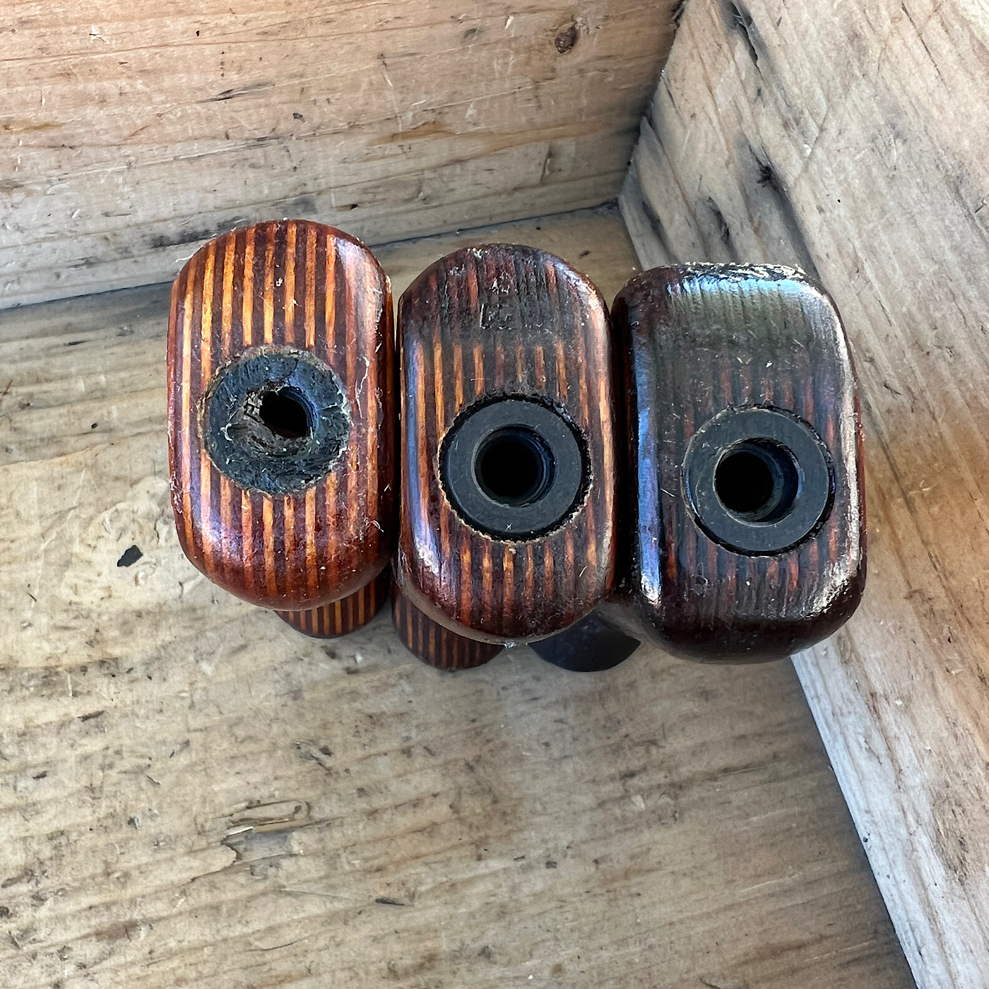 Russian Laminate Wood Pistol Grip (NOS) - Moka's Raifus