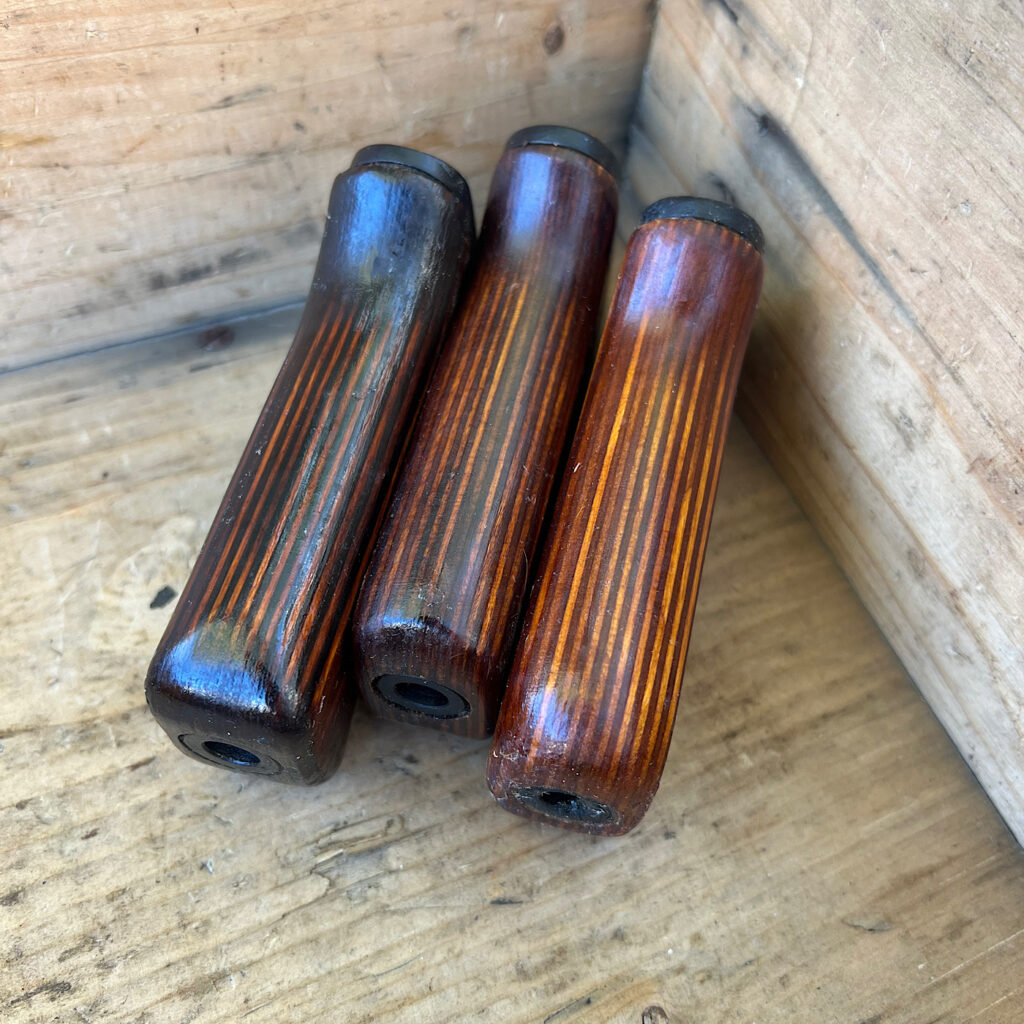 Russian Laminate Wood Pistol Grip (NOS) - Moka's Raifus