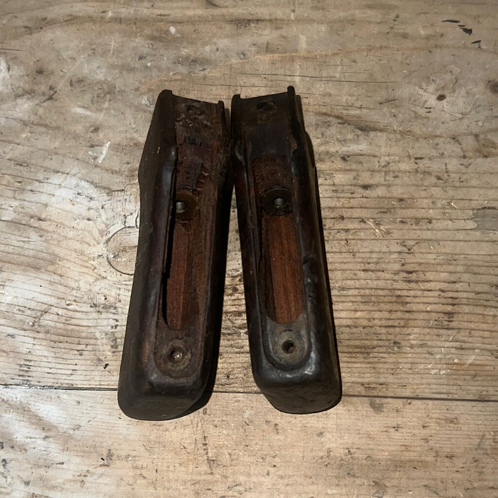 Surplus L1A1 FAL Wood Pistol Grip - Moka's Raifus