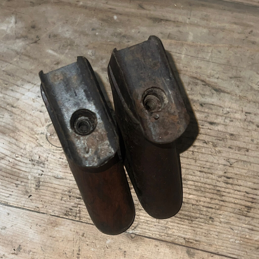 Surplus L1A1 FAL Wood Pistol Grip - Moka's Raifus